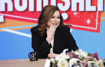 DEMET VE JESSLE GEL KONUŞALIM | Demet ve Jessle Gel Konuşalım Son Bölüm ...