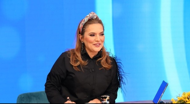 Demet ve Jessle Gel Konuşalım 101. Bölüm | 5 Mart 2024 - Gel Konuşalım