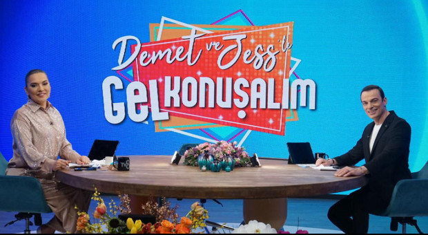 Demet ve Jessle Gel Konuşalım 104. Bölüm | 8 Mart 2024 - Gel Konuşalım